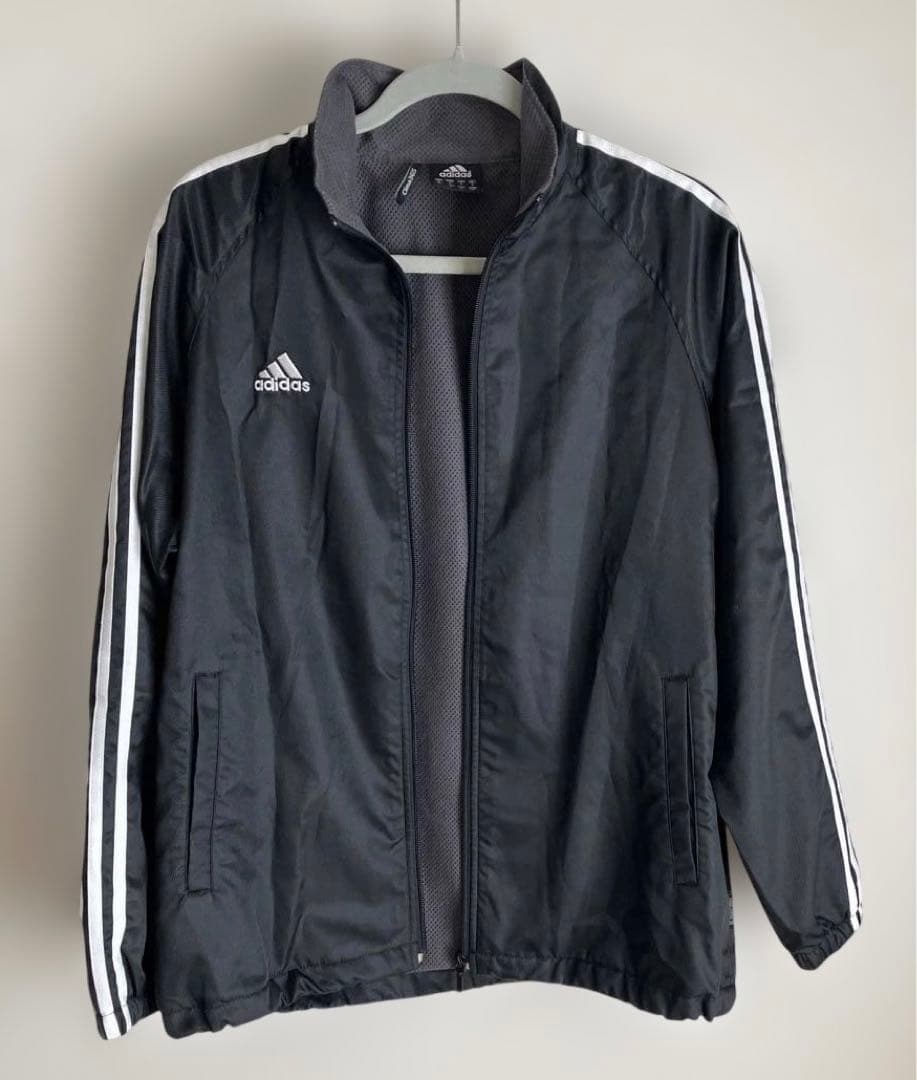 アデダス　adidasジャージ上下セット　メンズ