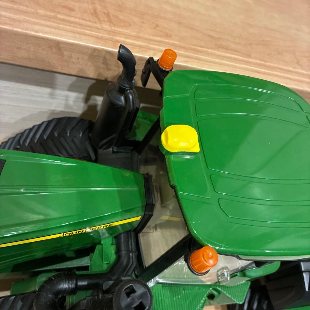 ブルーダー　JOHN DEERE トラクター