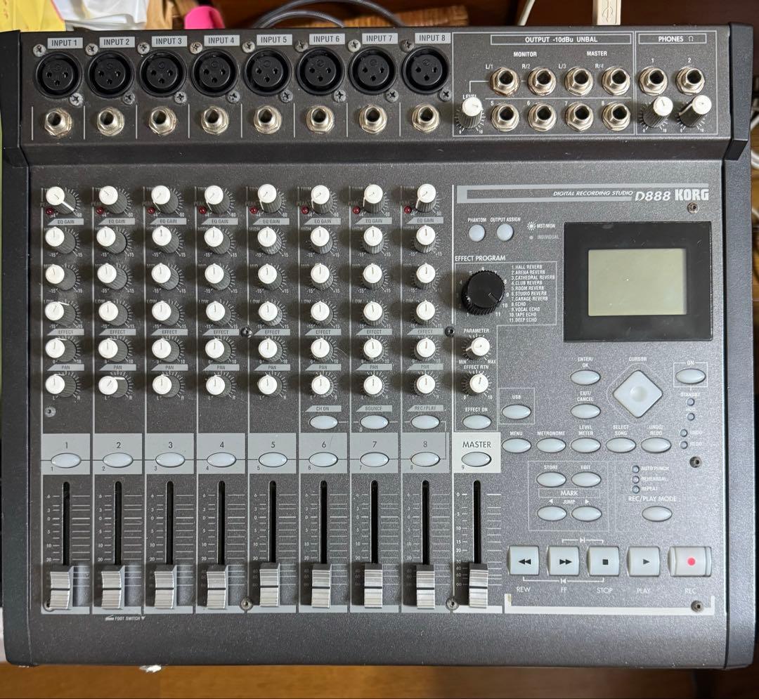 KORG D888 マルチトラックレコーダー