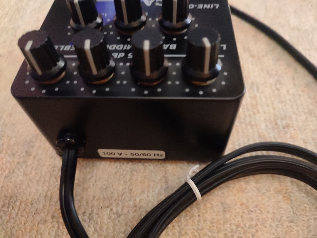 ギター CARL MARTIN 3 BAND PARAMETRIC PRE-AMP