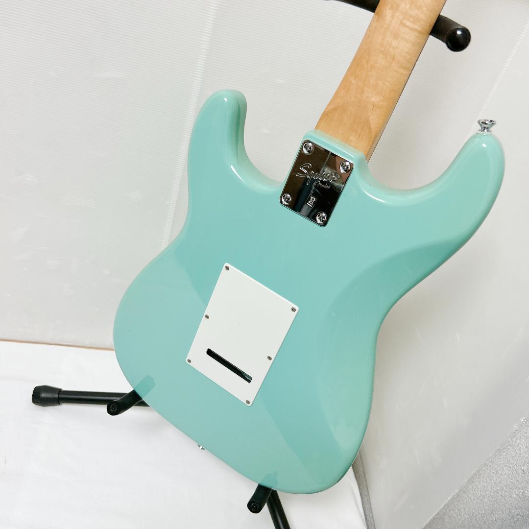 美品 Squier スクワイヤー Stratocaster サーフグリーン