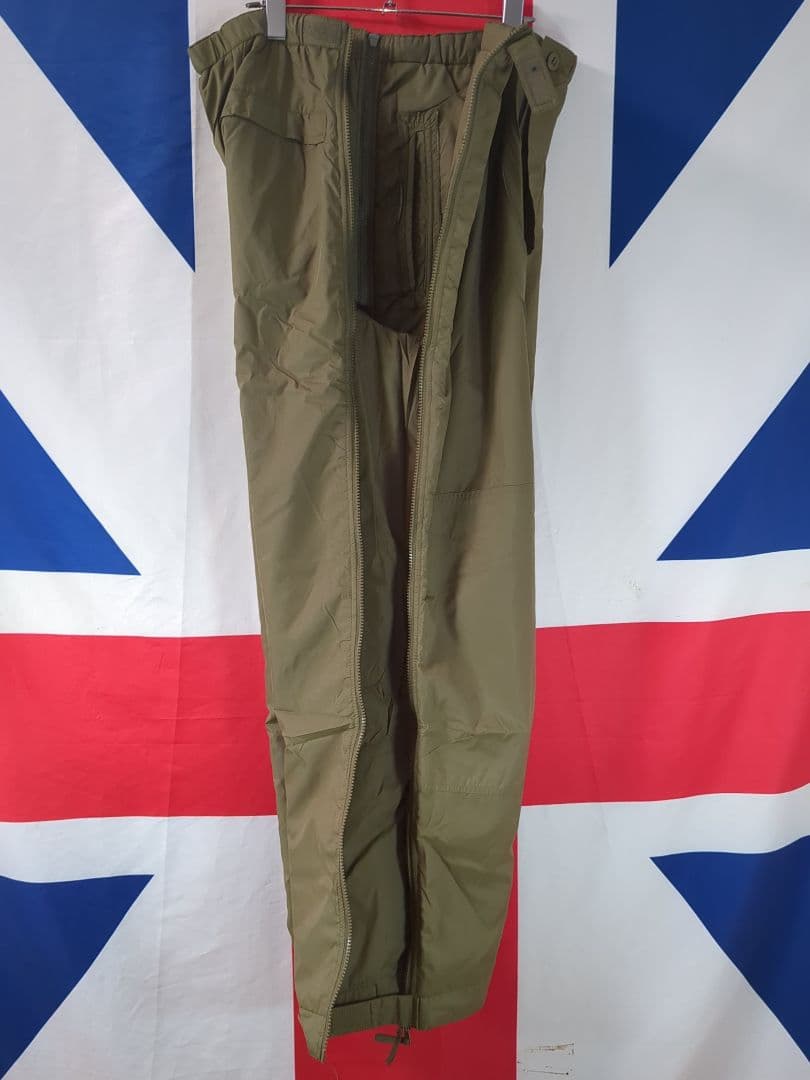 【実物新品】イギリス軍 PCS サーマル パンツ サイズ L　(袋入）
