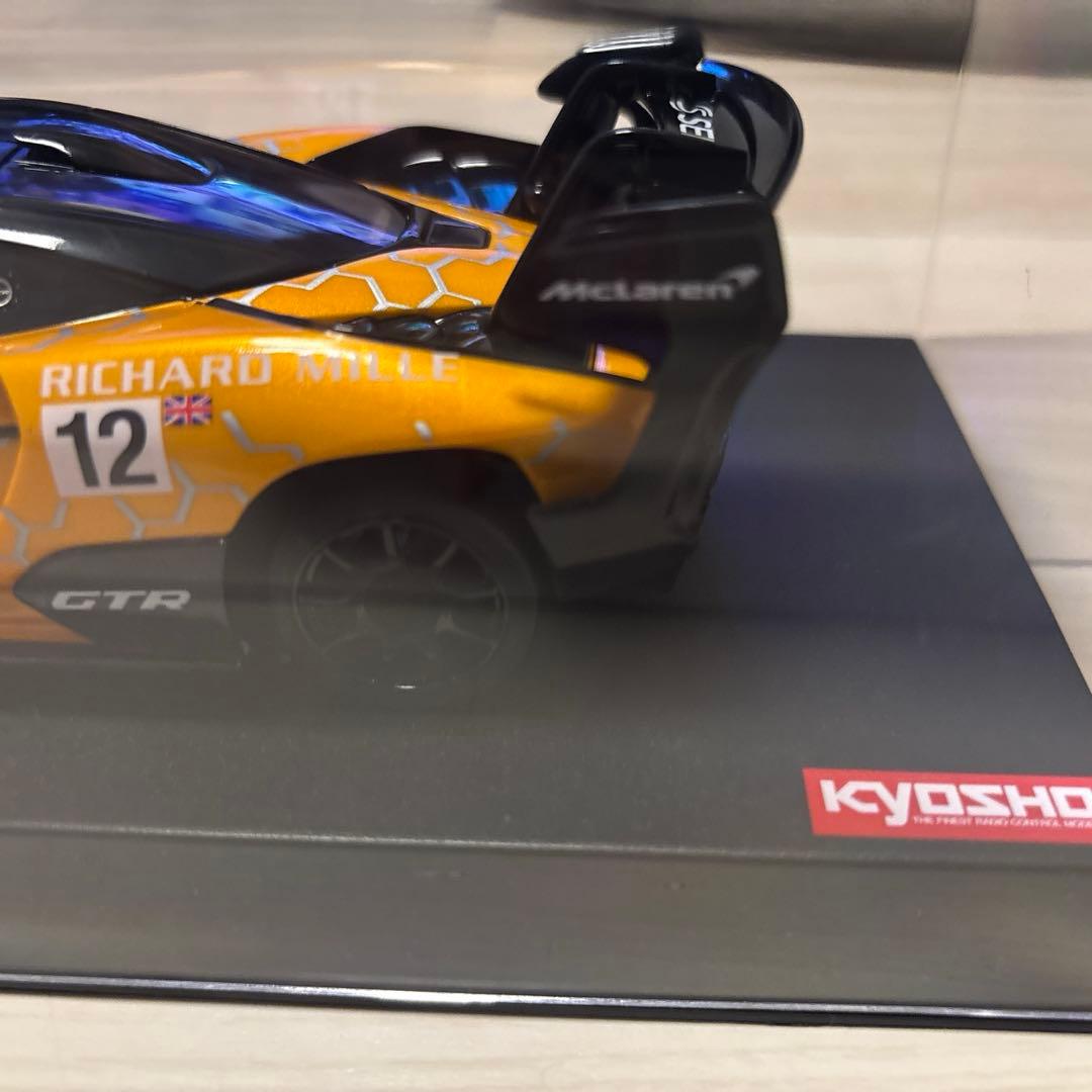 ミニッツ　McLaren Senna GTR オレンジボディ