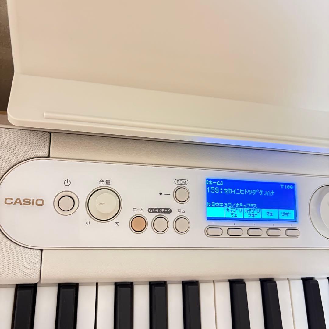 【極美品】CASIO カシオ　LK-526 光ナビゲーション　デジタルキーボード