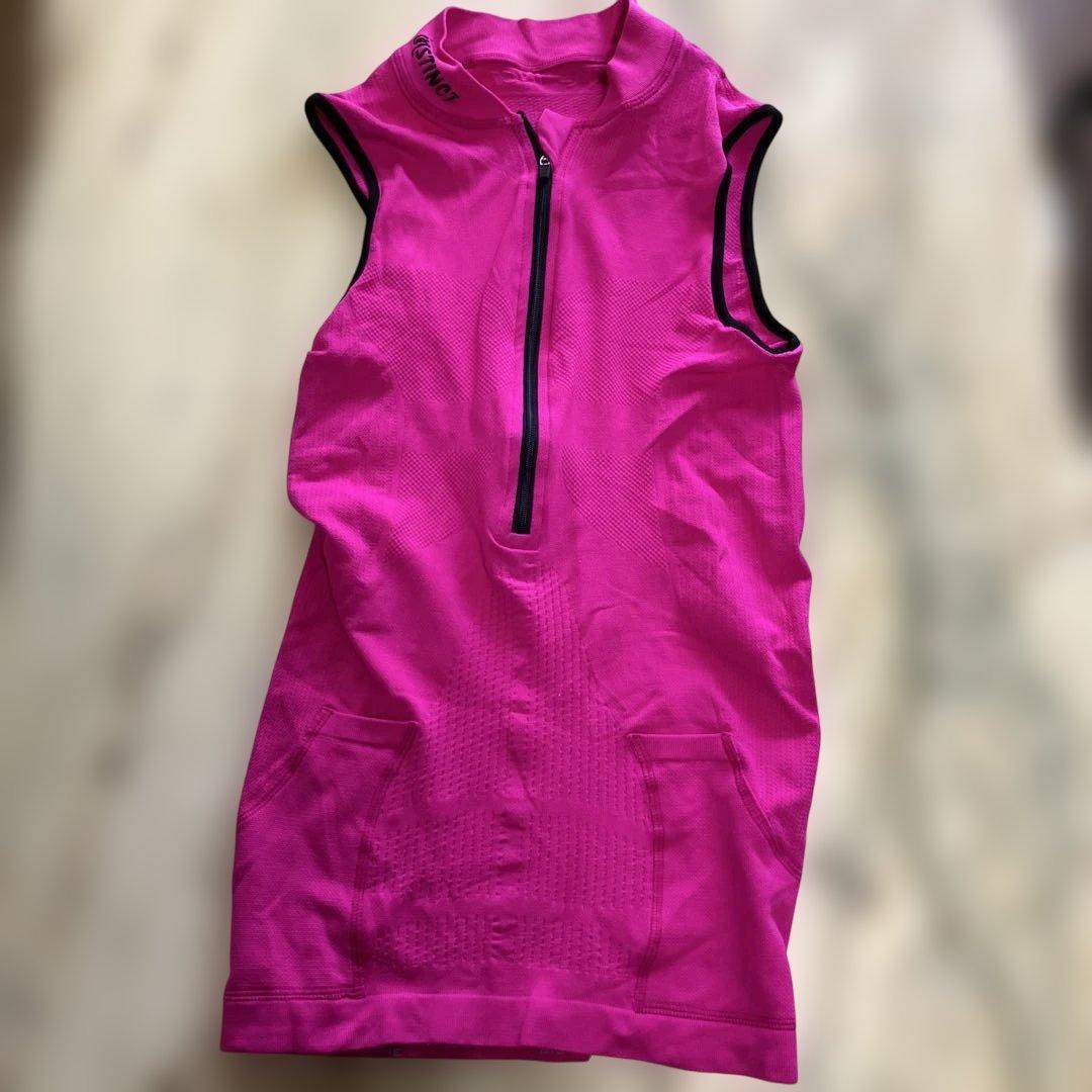 URBAN INSTINCT ノースリーブ ヨガウェア ピンク