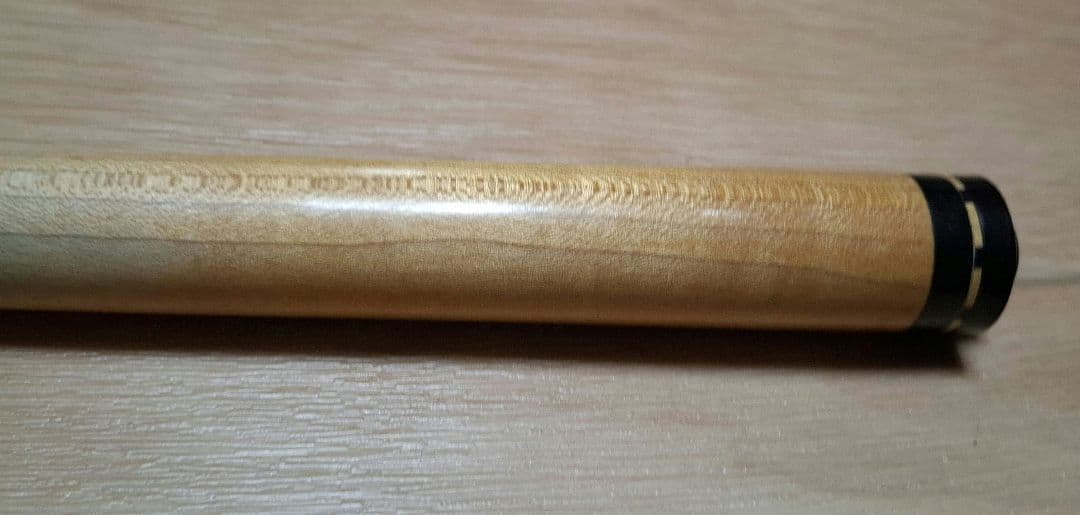 ビリヤードキュー 木製ケース付き