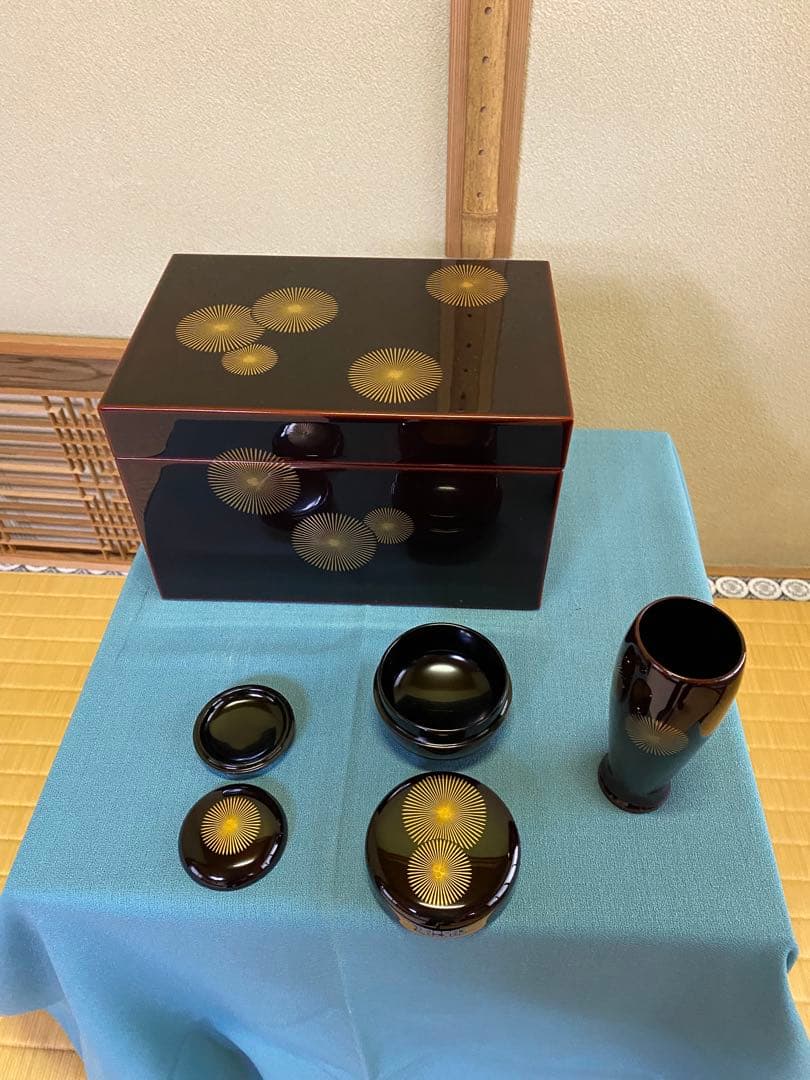 【本日限定】茶道具/茶箱 唐松蒔絵 利休茶箱 溜真塗り 唐松紋 工芸品 美品