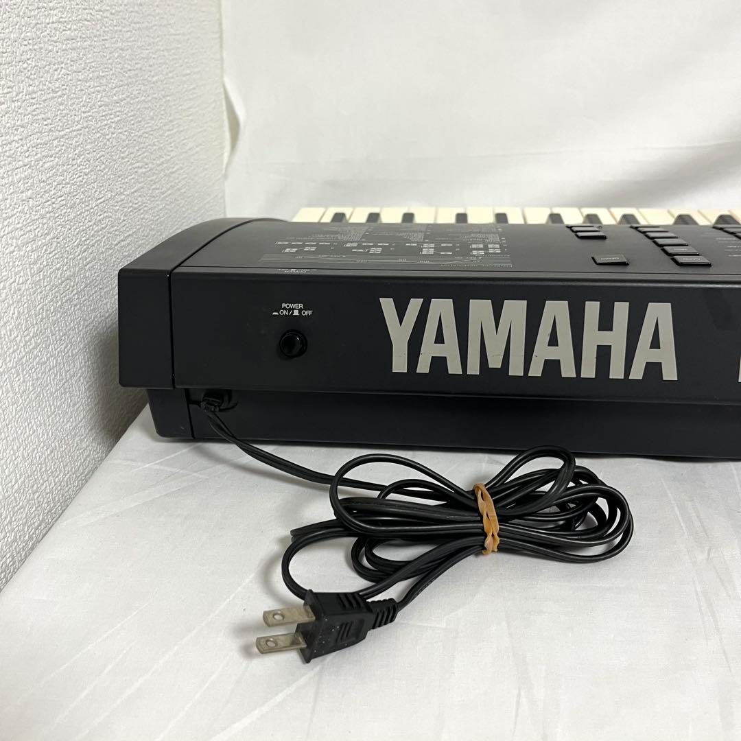 【送料込み】YAMAHA V50 デジタル・シンセサイザー　ヤマハ