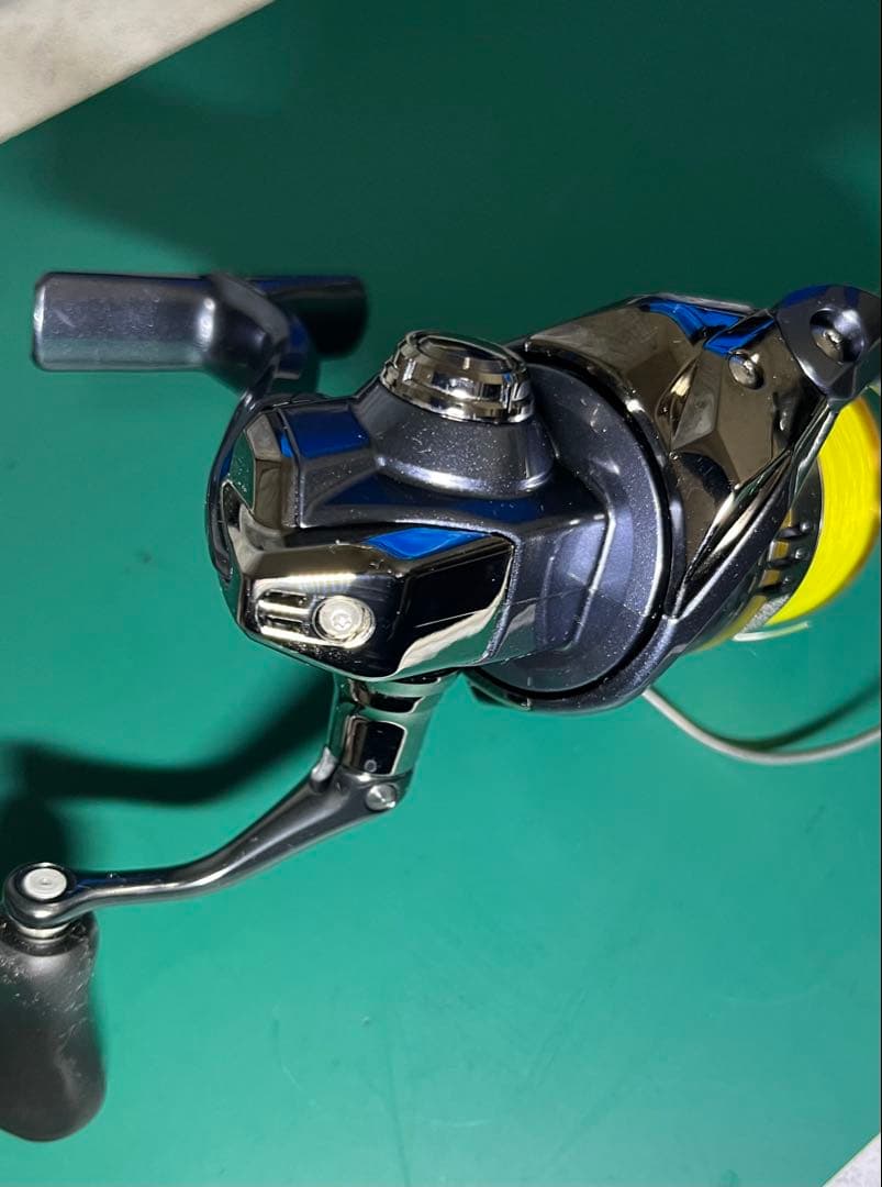 SHIMANO ULTEGRA C2000S スピニングリール
