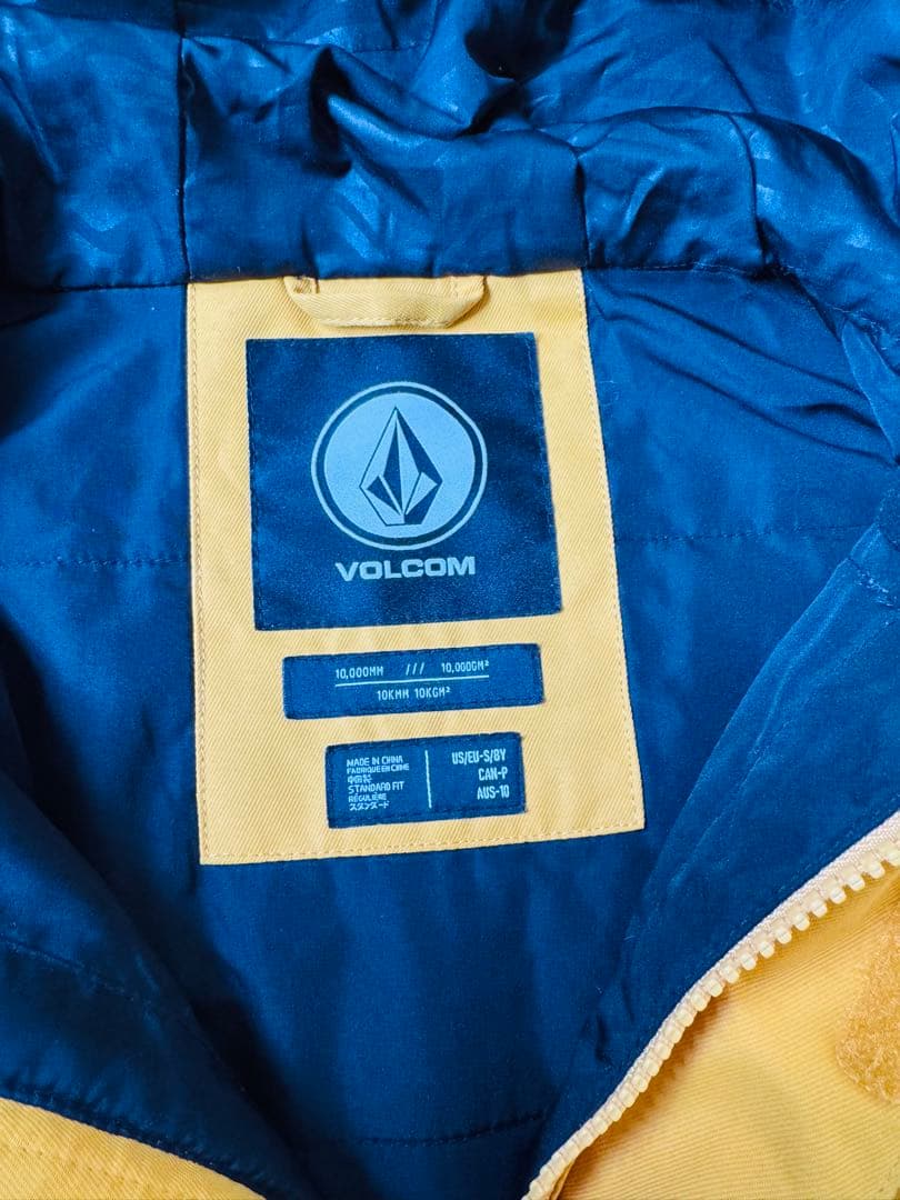 値下げしました。VOLCOM スノーボードウェア セット