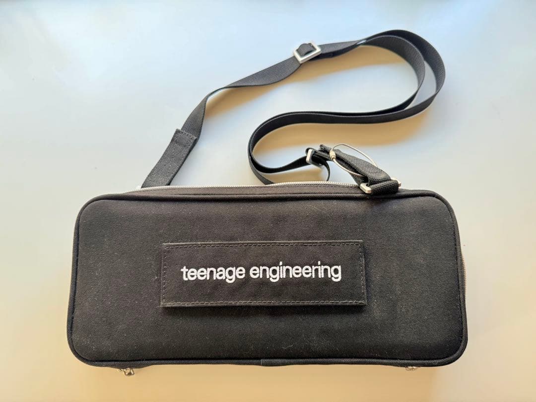 鍵盤楽器 Teenage Engineering OP-1 Orignal