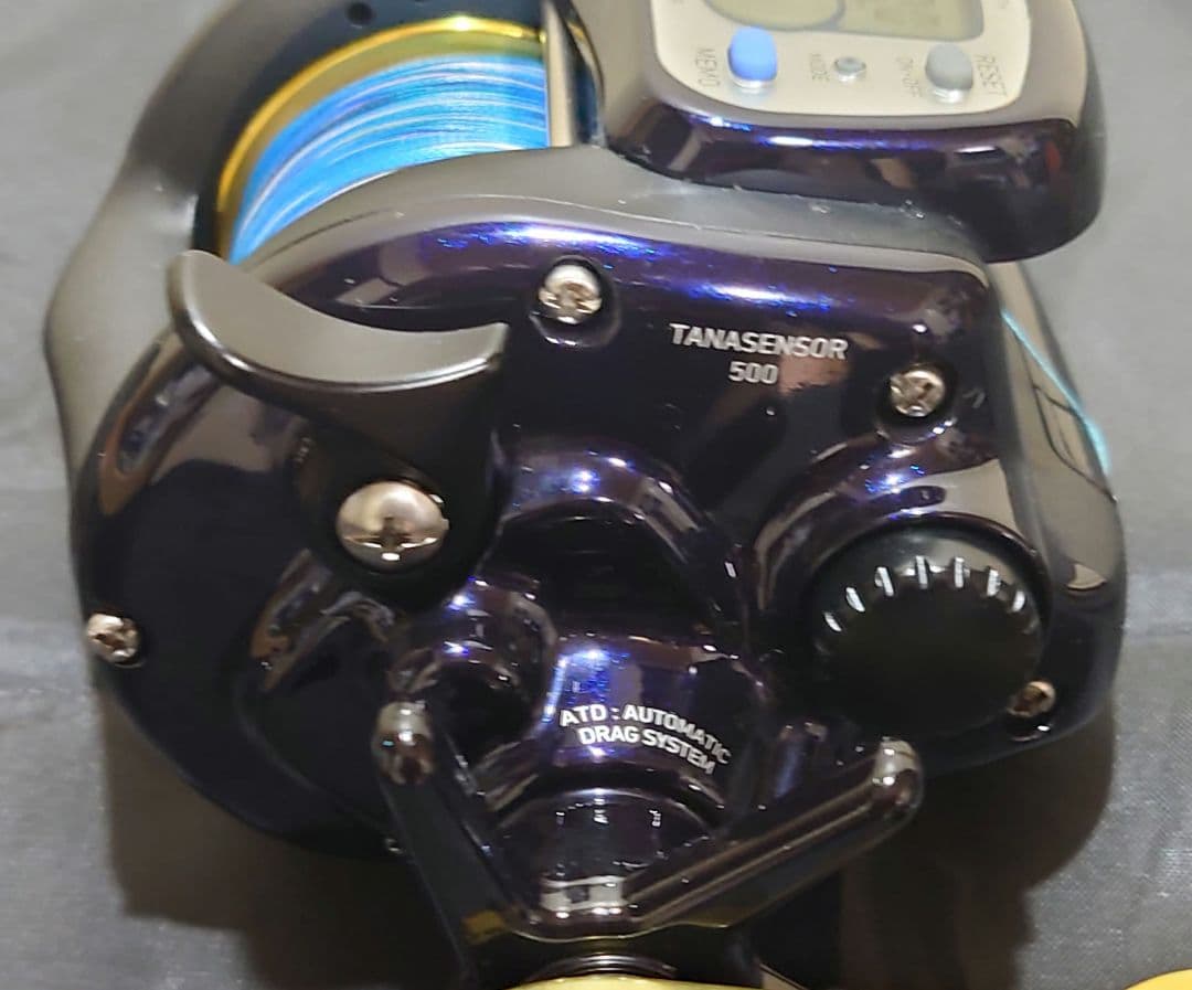 Daiwa TANASENSOR 500 両軸リール #4カラーライン付き