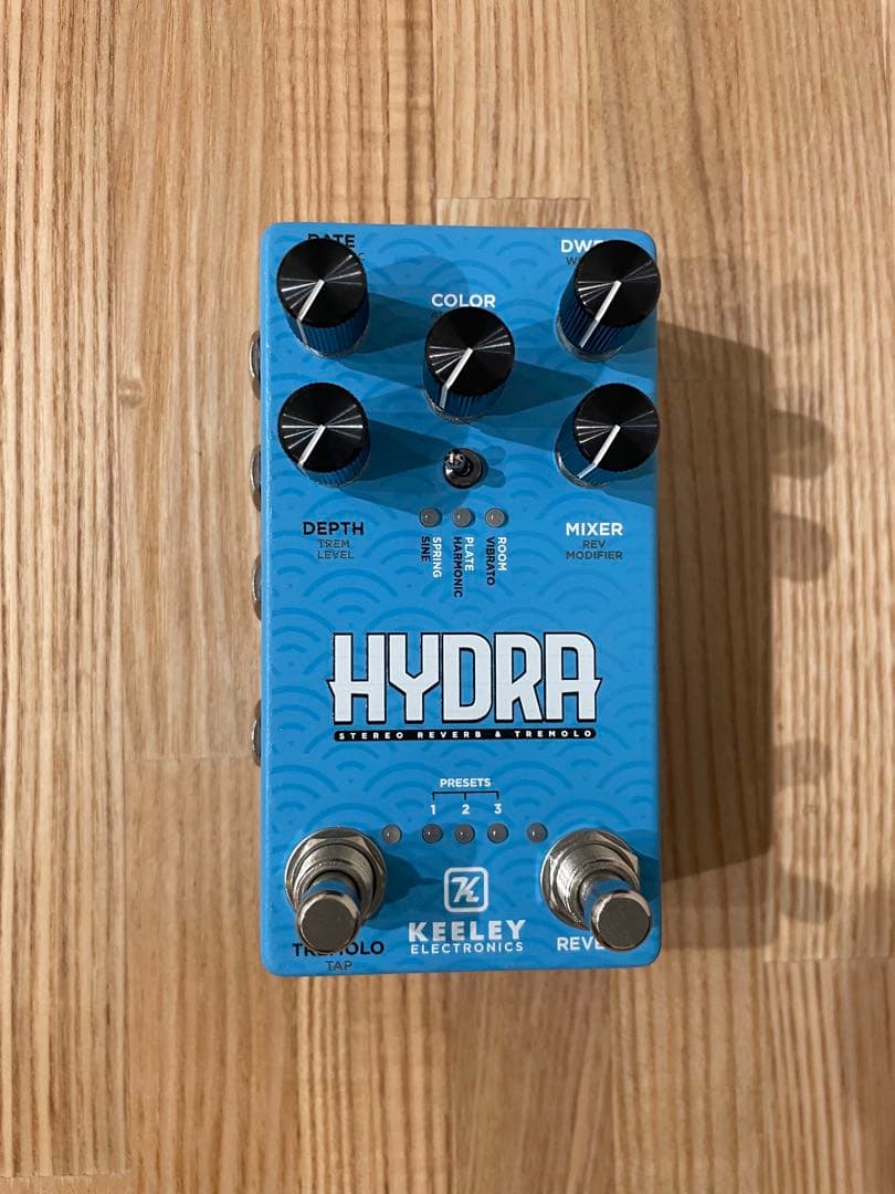 ギター KEELEY HYDRA STEREO REVERB & TREMOLO