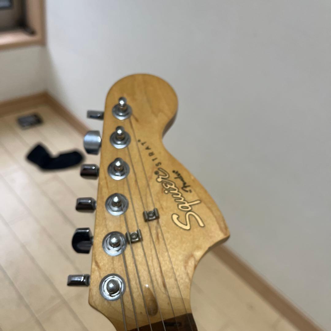 Squier by Fender ストラト　サーフグリーン　レアカラー