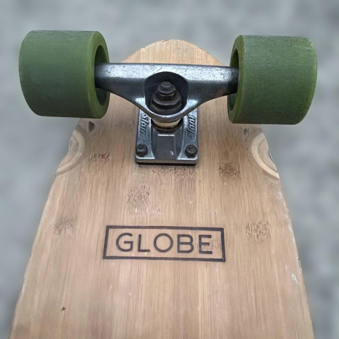 GLOBE グラデーションスケートボード