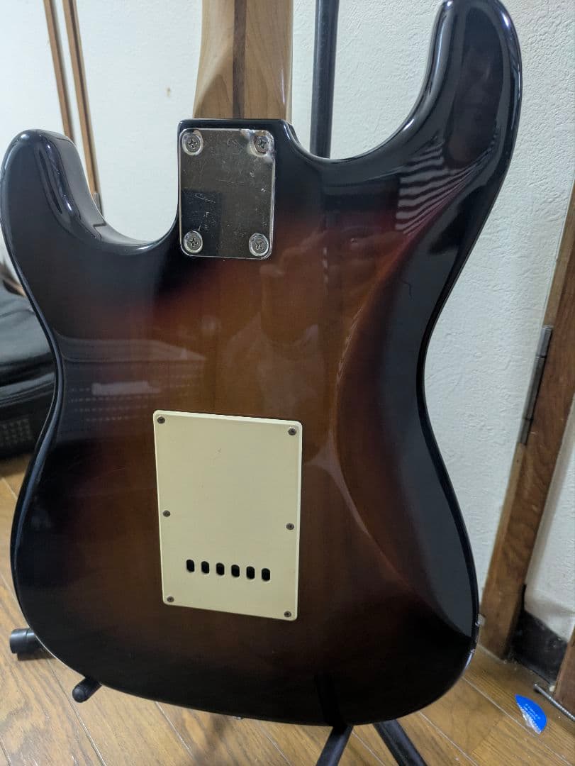 M*i様 Fender ストラトキャスター コンポーネント