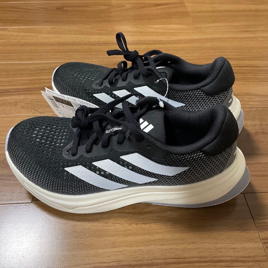 adidas SUPERNOVA RISE W 22.5㎝