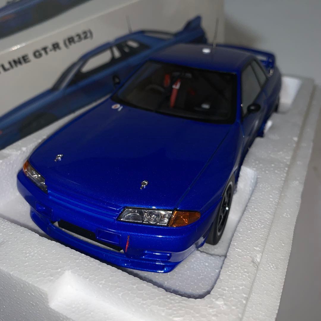 AUTOart 1/18 スカイライン GT-R R32プレーンボディ　ブルー