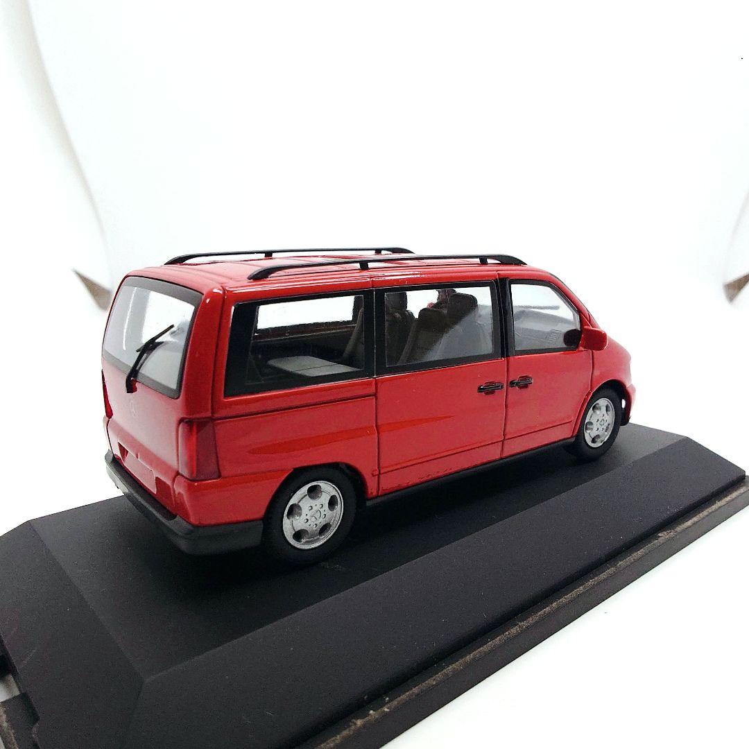 メルセデス ベンツ V230 1/43 ミニカー Vクラス 赤