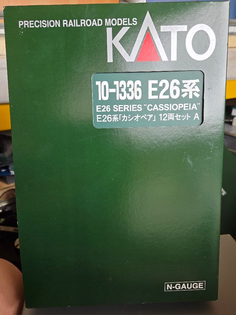 KATO 10-1336 E26系 \
