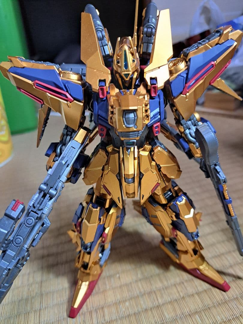神馬模型　1/100相当　黄金武士 ダイキャストフレーム　海外製プラモデル