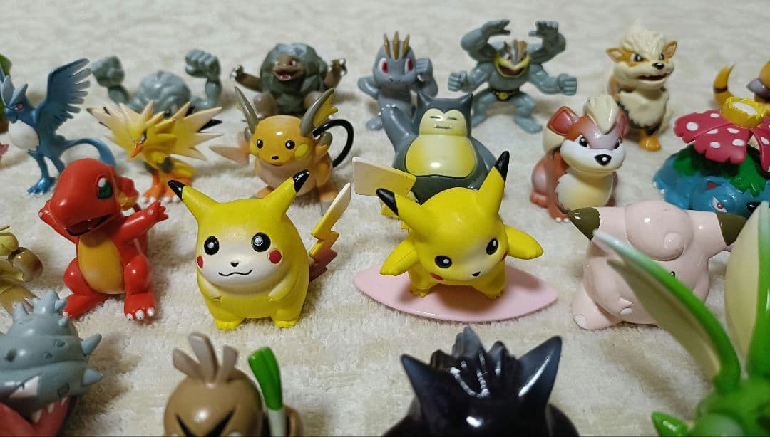 ポケモン　モンコレ　初期　６２体+付属品７