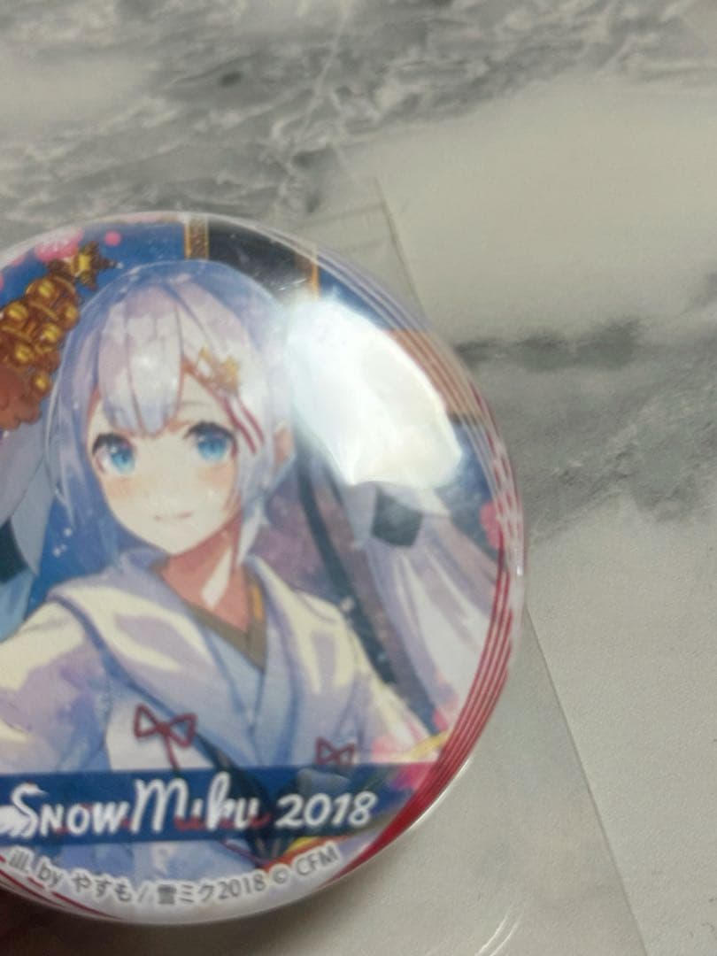 雪ミク miku 2018 メインビジュアル 缶バッジ　byやすも