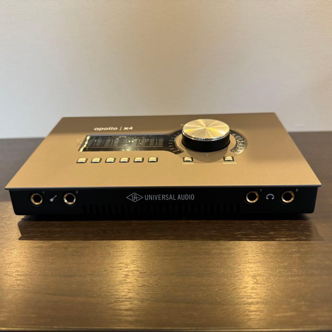 Universal Audio Apollo x4 オーディオインターフェイス