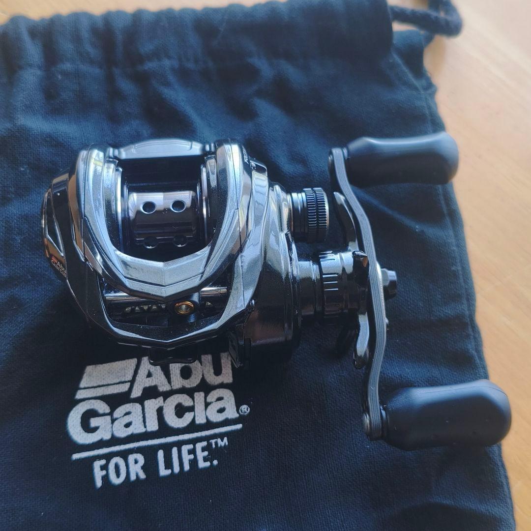 Abu Garcia ROXANI 7-L ベイトリール美品キズ1個有