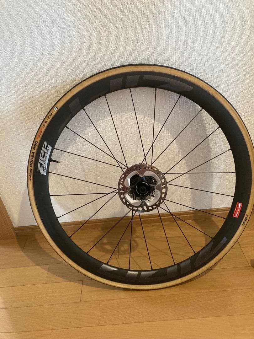 ZIPP 303 Firecrest スプロケ、ローター、タイヤセット