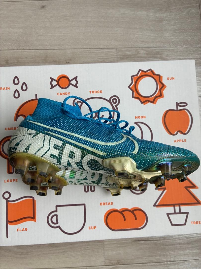 Nike Mercurial 青 ハイカット サッカーシューズ
