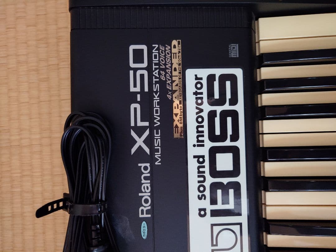 Roland XP-50 シンセサイザー　通電のみ確認　ジャンク