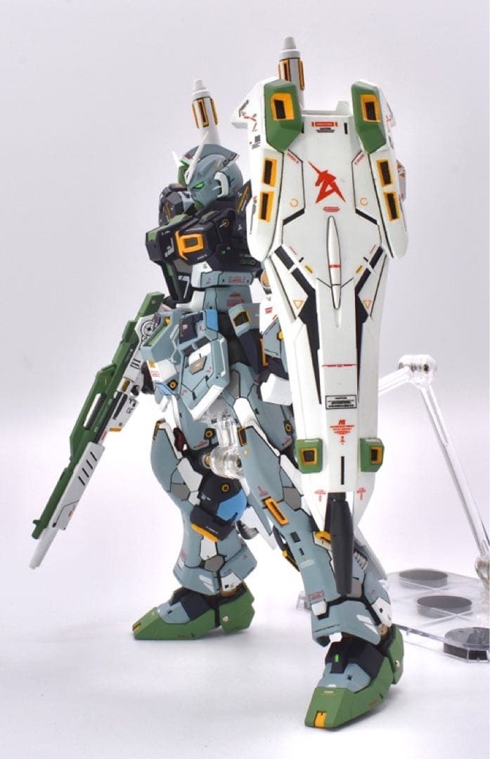 1/144 RGνガンダムフレーム使用　量産型νガンダム　全塗装完成品ハサウェイ