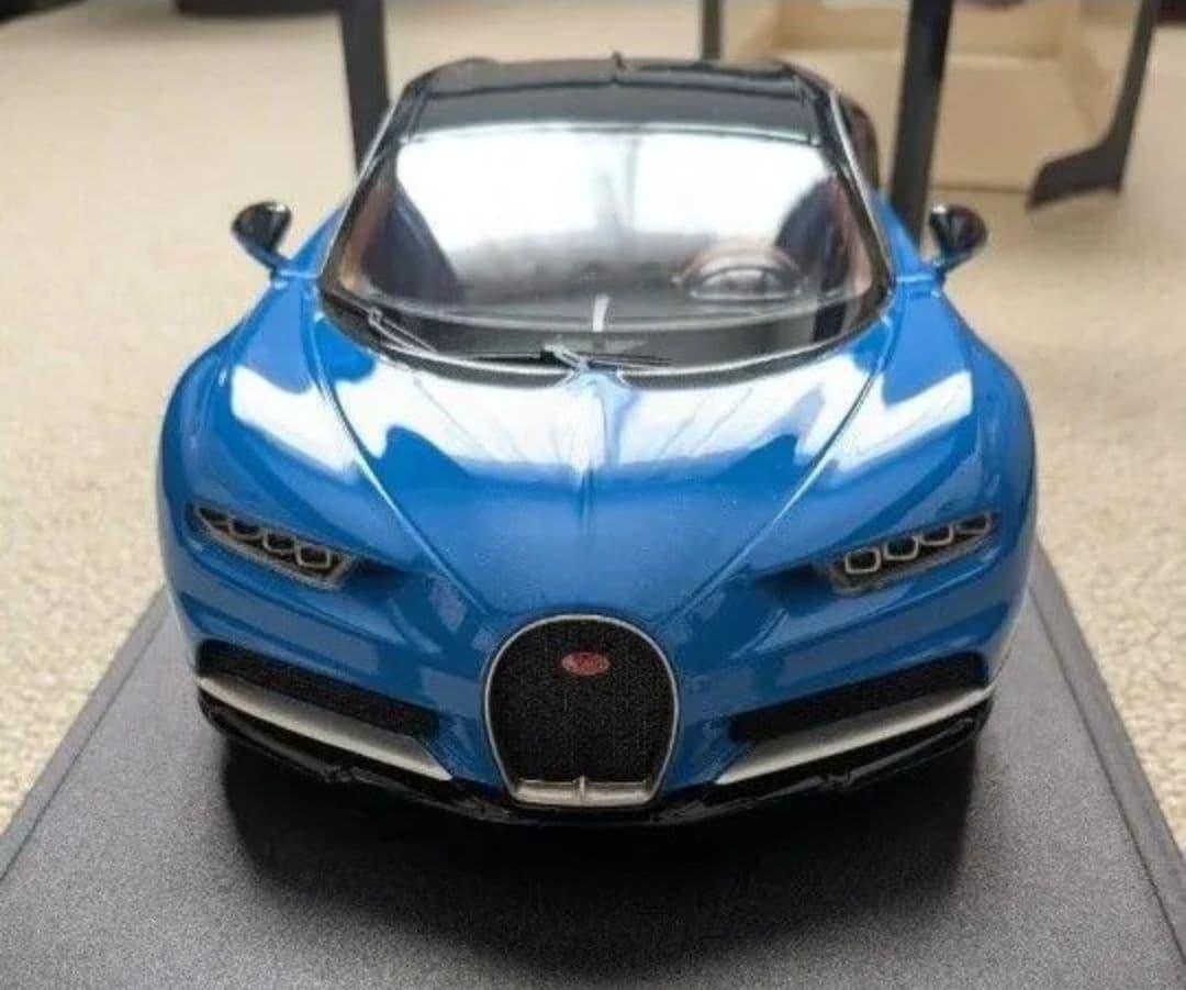 1/18　京商　ブガッティ　シロン　kyosyo BUGATTI