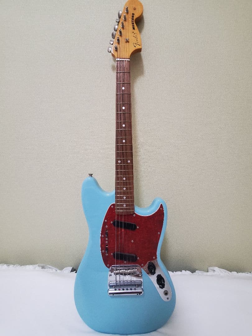 Fender Japan mustang MG69B ムスタング ソラニン