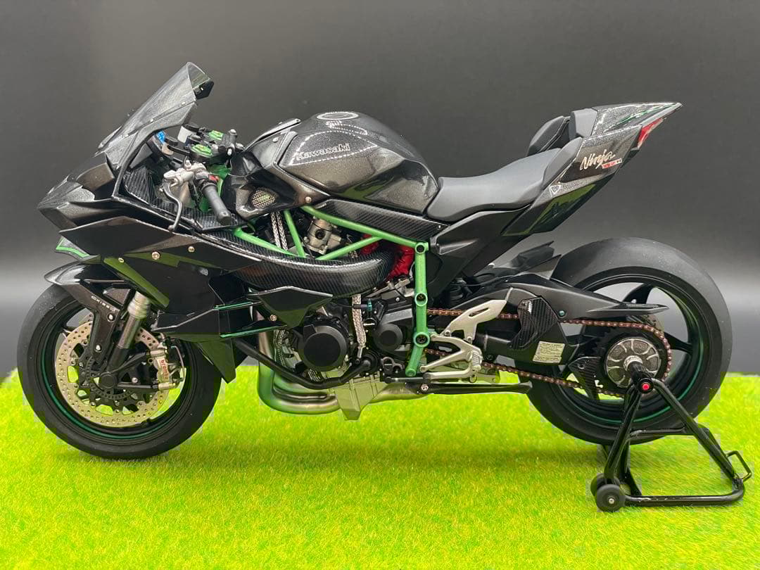 TAMIYA製　Kawasaki Ninja H2R. 1/12 完成品