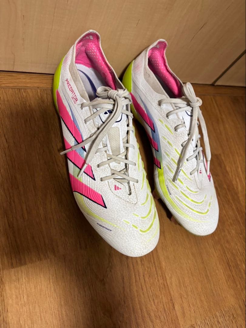 シューズ adidas PREDATOR FG