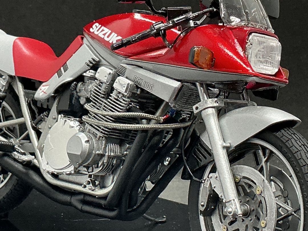 ⑨ スズキGSX1100Sカタナ　ヨシムラマフラー　プラモデル完成品