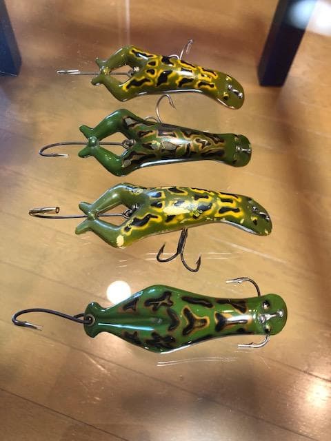 Heddon ヘドンルーニーフロッグ 4個セット