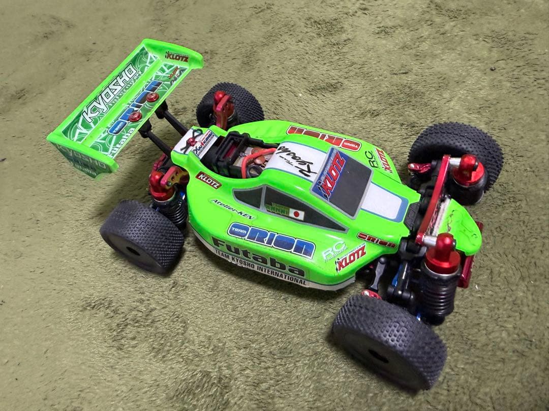 Kyosho Orion RCカー グリーン