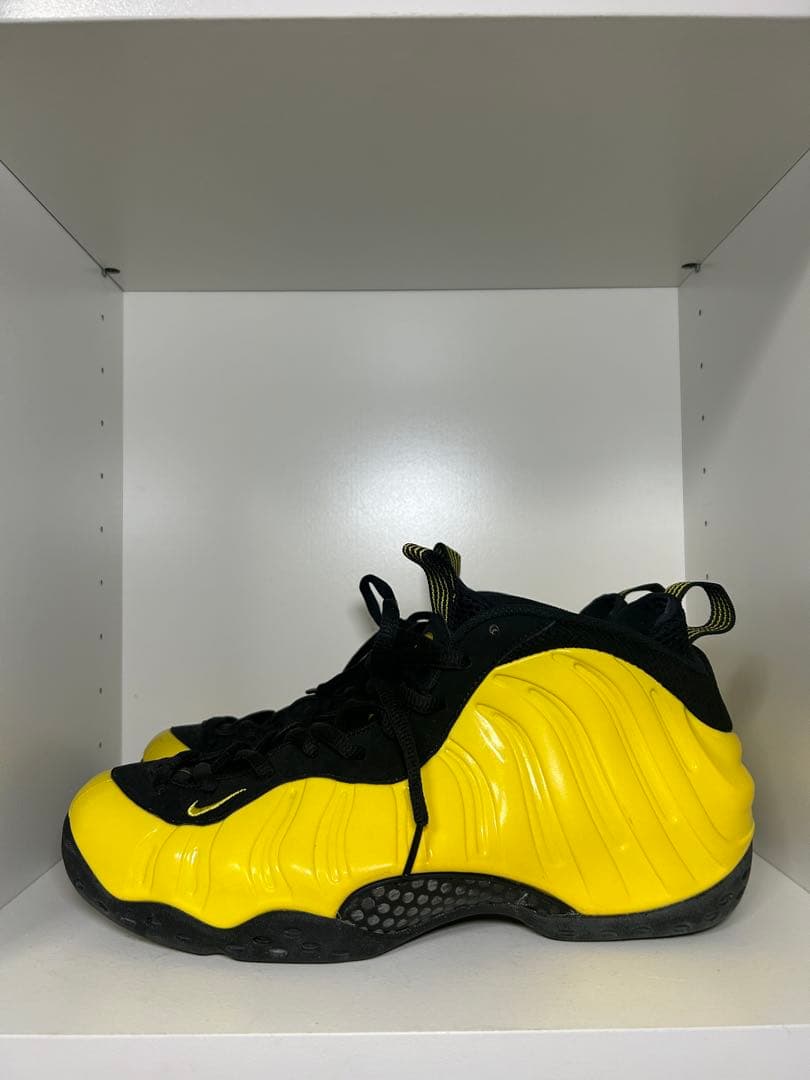 Nike Foamposite イエロー　ウータンクラン