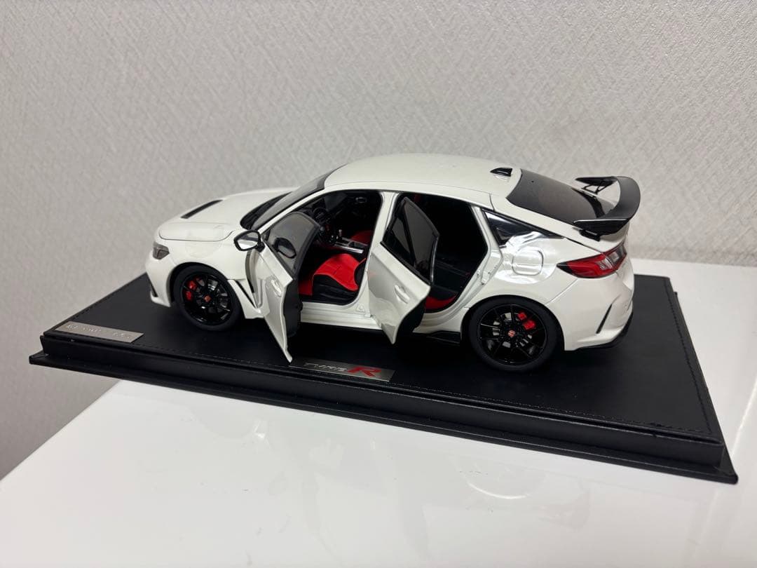 【美品】1:18 Honda Civic TYPE-R モデルカー　ホワイト