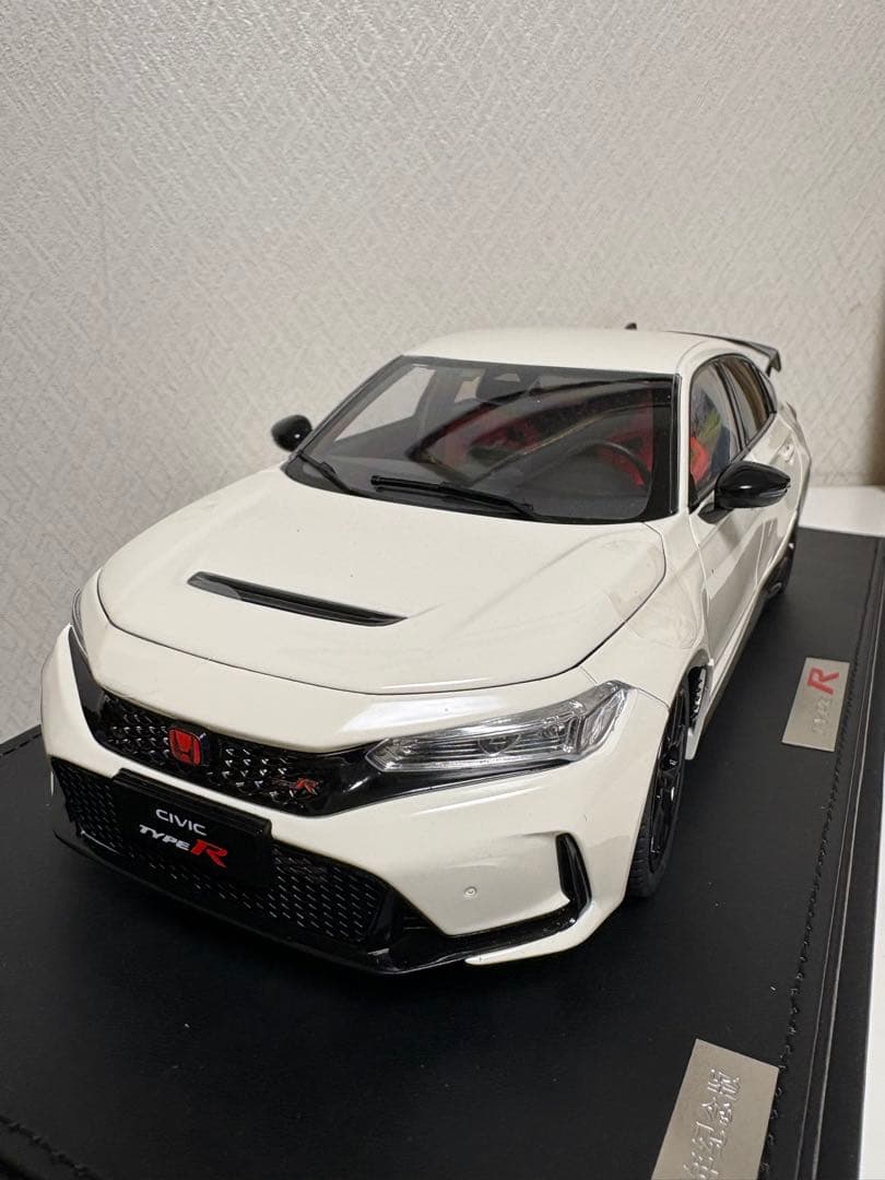 【美品】1:18 Honda Civic TYPE-R モデルカー　ホワイト
