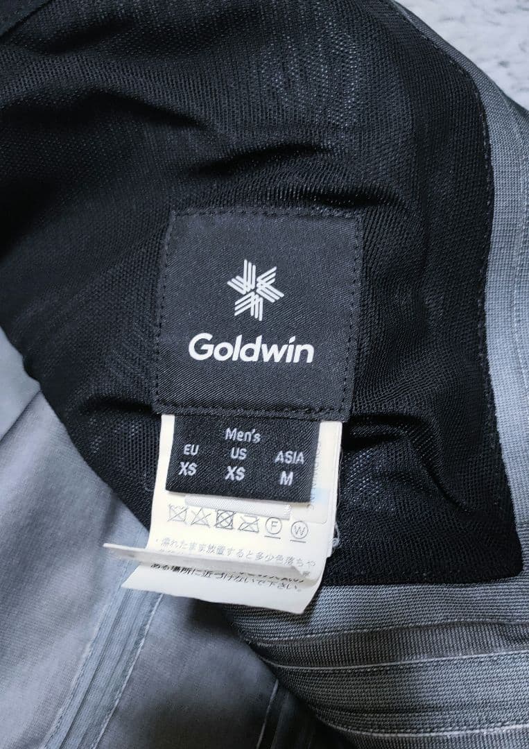 ✨定価半額以下✨《GOLDWIN ゴールドウイン》パンツ