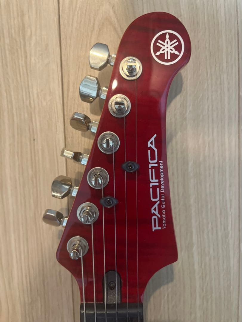 YAMAHA PACIFICA 612 VIIFMX (ほぼ新品)