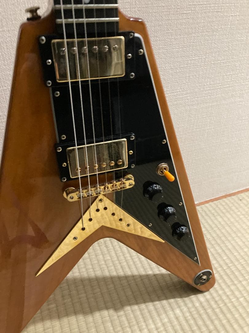 Epiphone コリーナ フライングV