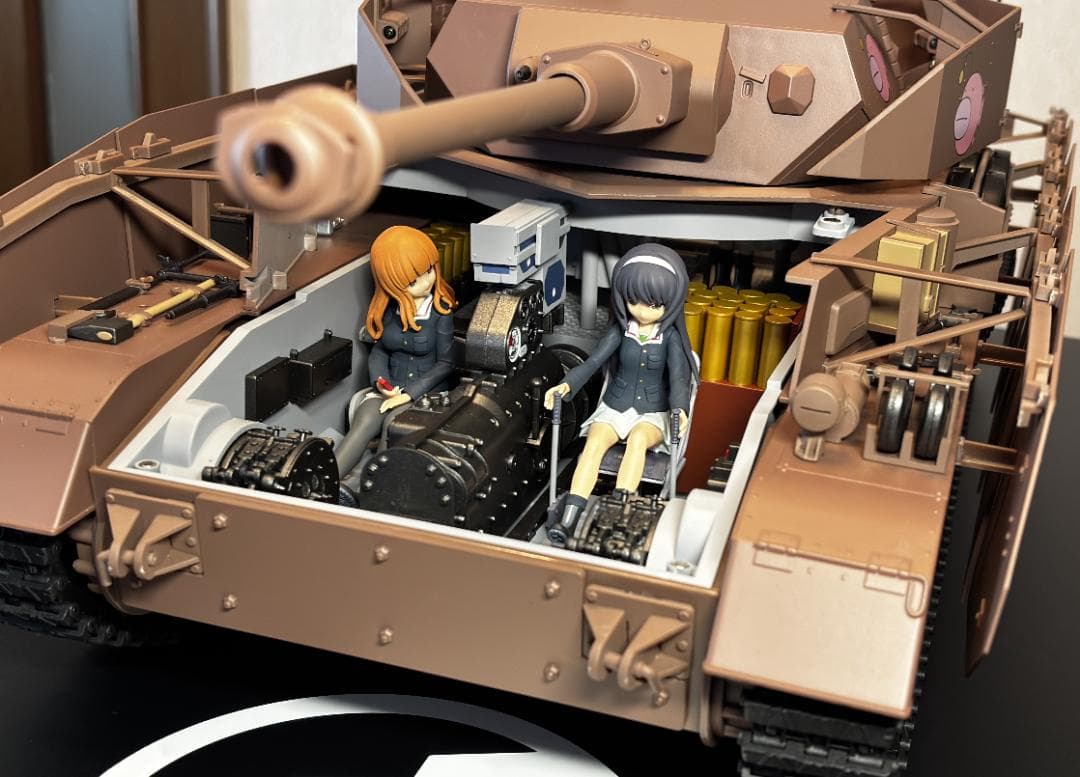 アシェット1/12 ガールズアンドパンツァーⅣ号戦車Ｈ型（Ｄ型改）完成品