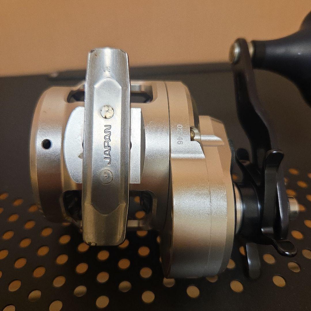シマノ(SHIMANO) オシアジガー1500PG右ハンドル箱なし