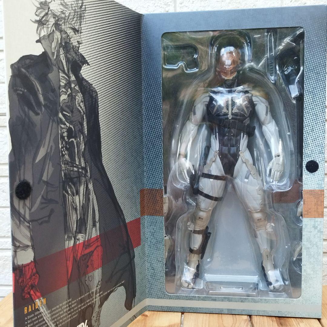 ゲームキャラクター RAH RAIDEN L GEAR SOLID