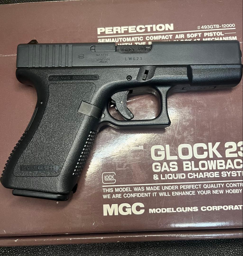 GLOCK 23 ガスガン　ピストル　ブローバック　MGC グロック